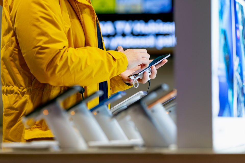 DNA:n lokakuun 2020 myydyimmät puhelimet ja älykellot sekä tietokoneet ...