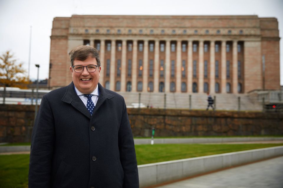 Kokoomuksen Satonen: Tehtyjen työtuntien määrää pitää kasvattaa – ei ...