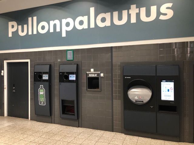TOK:n ensimmäinen TOMRA R1 -pullonpalautusautomaatti Prisma Itäharjulle ...