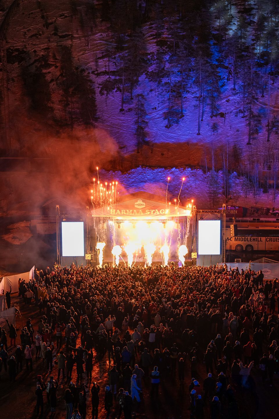 Suomen suurin after ski teki yleisöennätyksen – toista kertaa ...