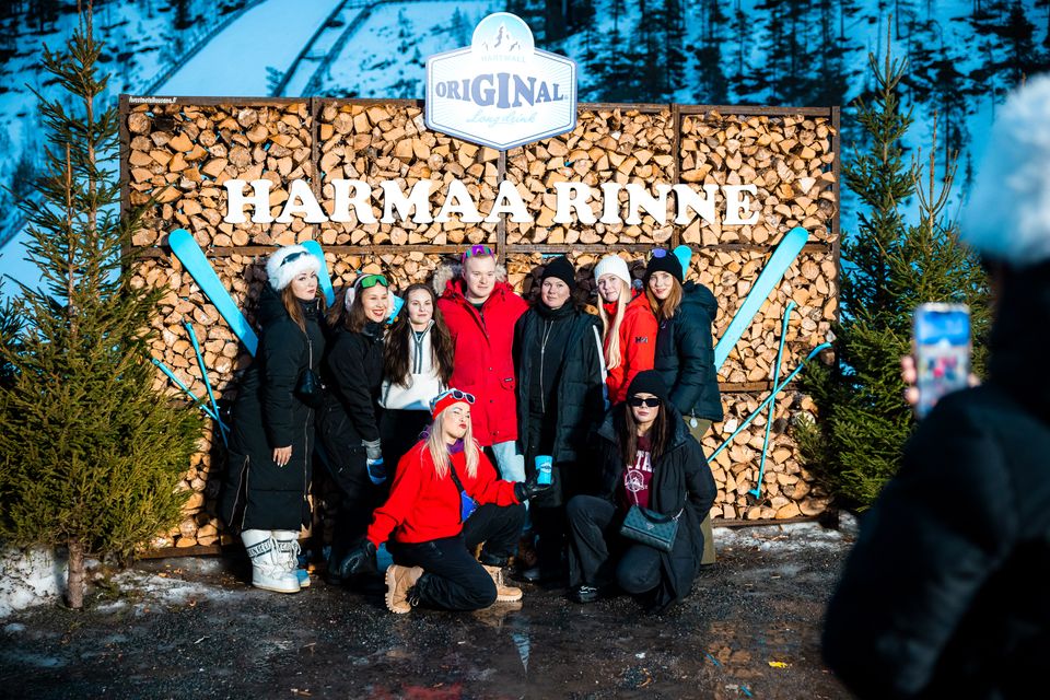 Suomen suurin after ski, Harmaa Rinne, järjestetään kolmatta kertaa 27.-28.3.2026 Rukalla ...