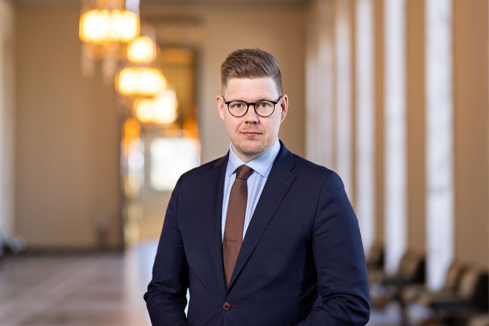 SDP:n Antti Lindtmanin puhe eduskuntaryhmän kesäkokouksessa Vantaalla ...