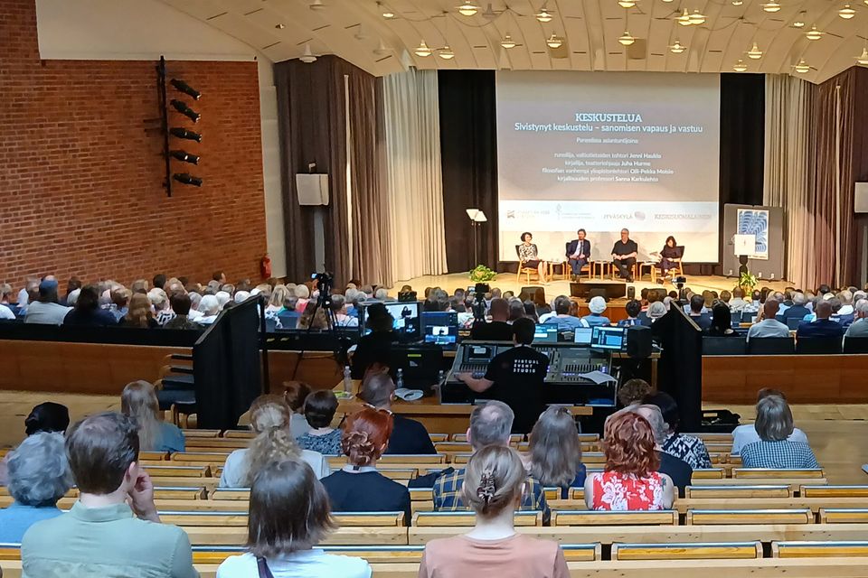 Sivistys elää ja etsii muotoaan – Jyväskylän Kesän 2025 puheohjelma ...