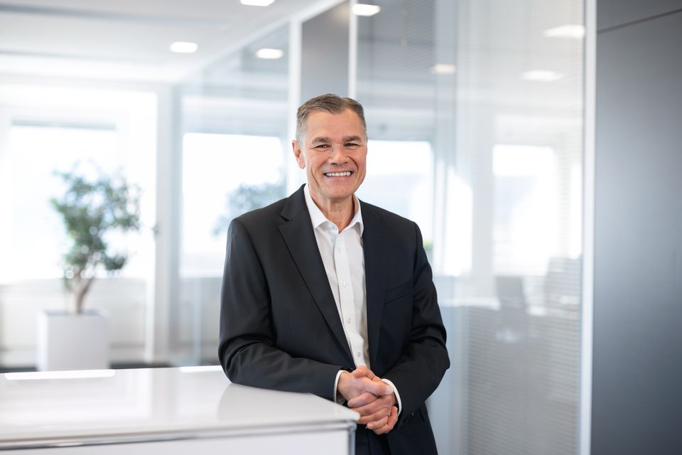 Good overall result and revenue growth for the ZEISS Group | Carl Zeiss AG