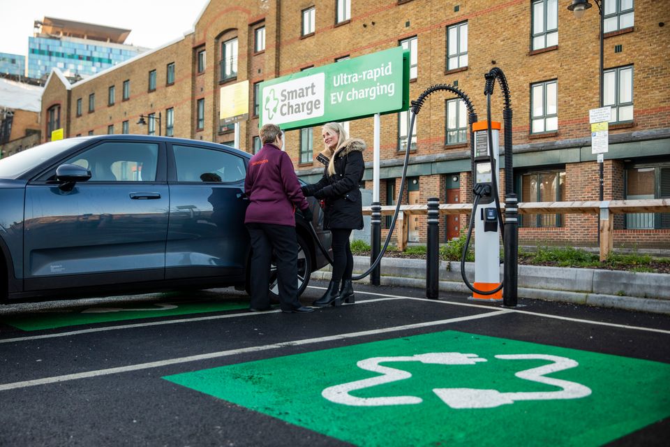 Sainsbury’s launches Smart Charge to build confidence in public EV ...