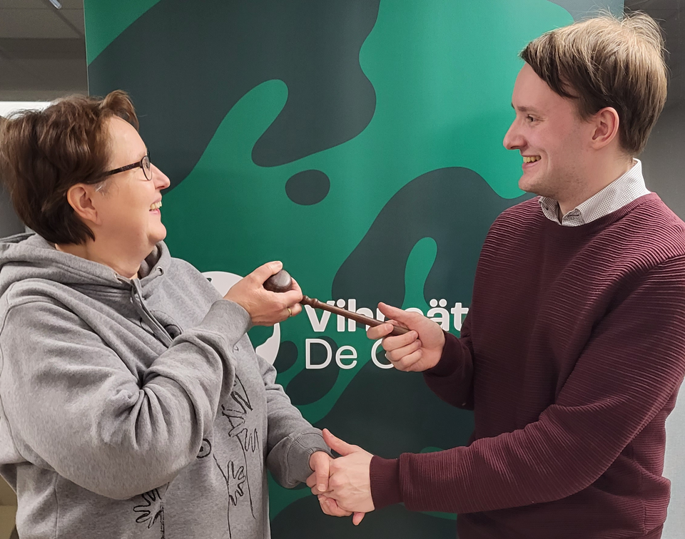 NY ORDFÖRANDE FÖR NYLANDS GRÖNA - STADSFULLMÄKTIGELEDAMOT OCH ...