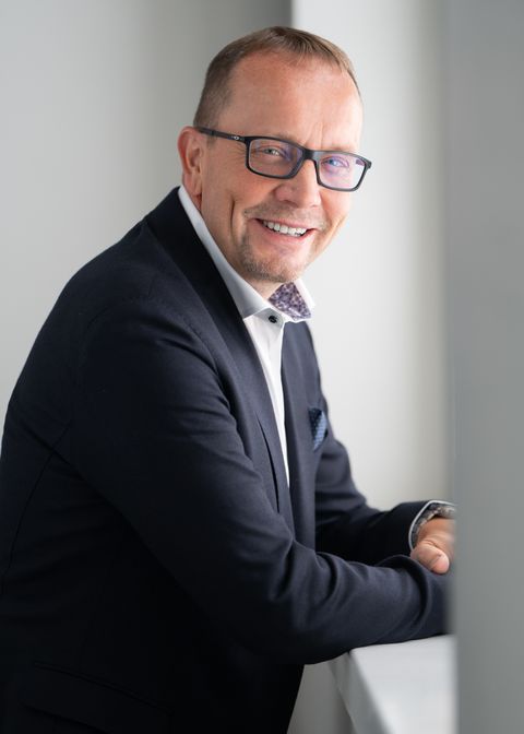 42 % ennätyskasvun IT-alan laskusuhdanteessa tehneen suomalaisyhtiön ...