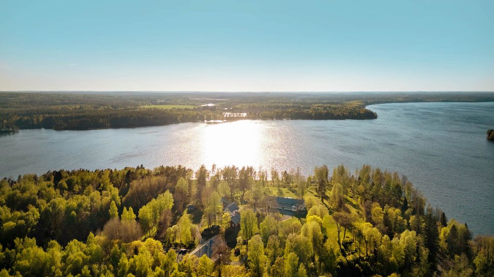 Historiallisen kartanon maille rakentui uusi matkailukonsepti – The Terwa avautuu Lopella ...