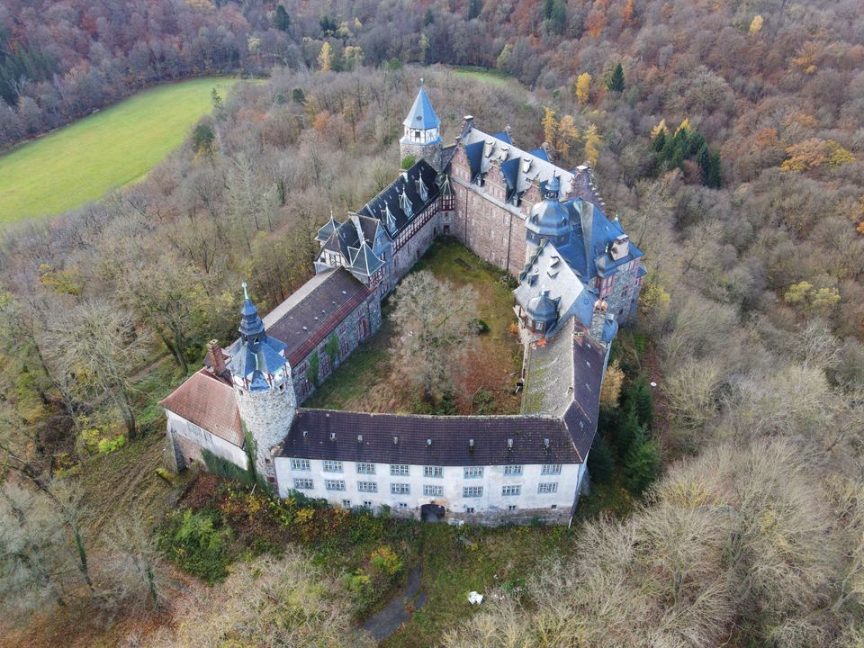 Rammelburg Castle as a potential residence for Elon Musk - invitation ...